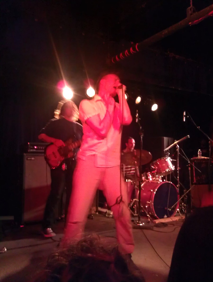 Nullozine Jr » pissed jeans